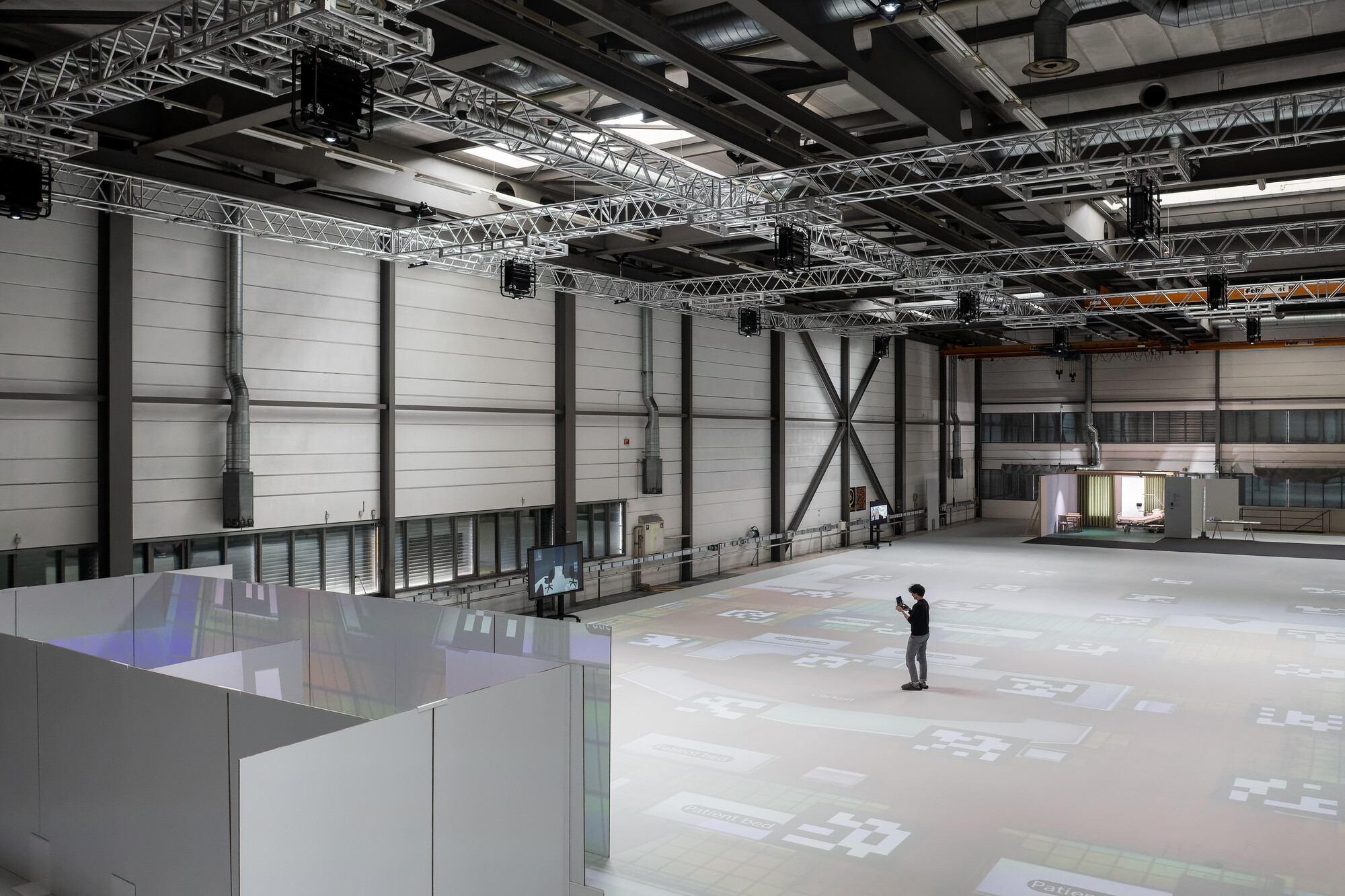 Extended-Reality Simulation Area | Swiss Center for Design and Health